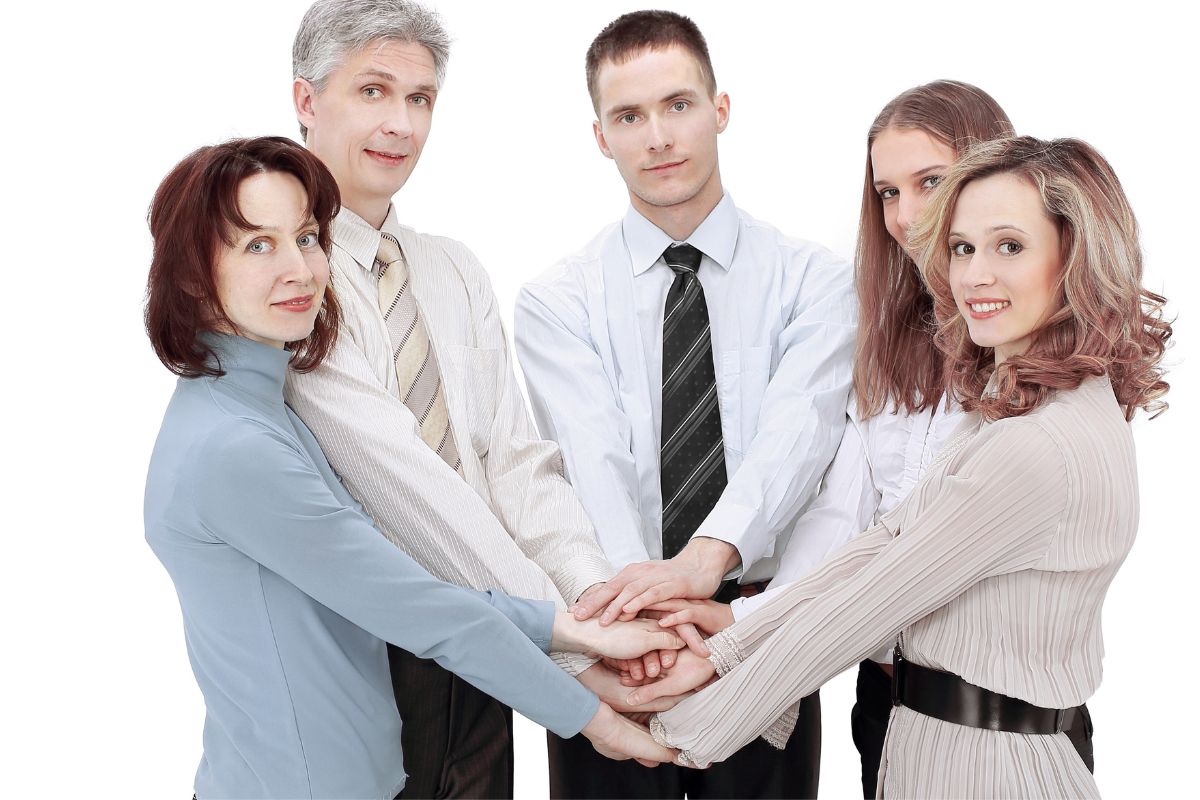 How To Build Stronger Teams With Team Bonding Activities In Singapore ...