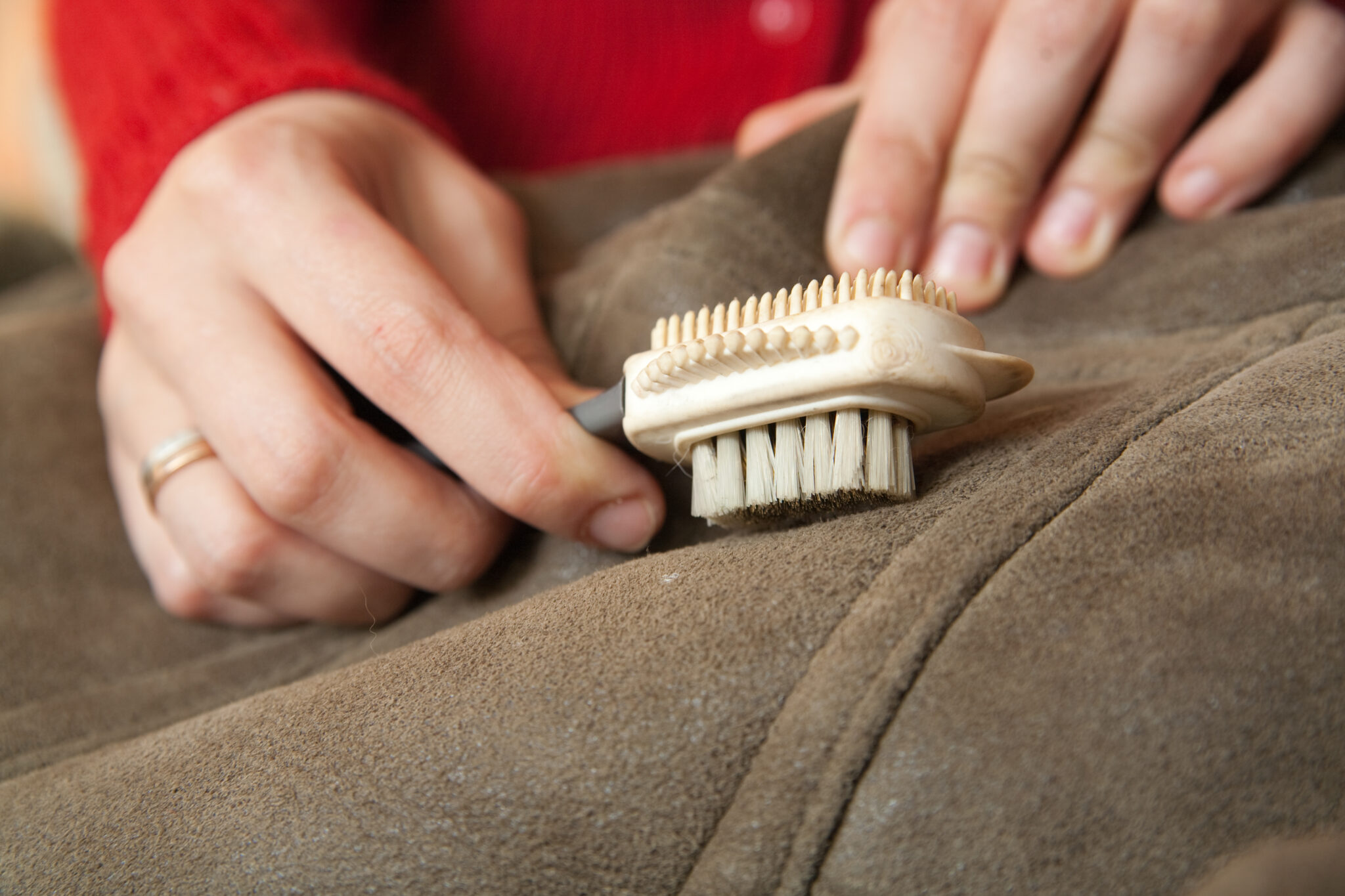 How To Remove Mold From Leather: Step-by-Step Guide For Leather Care